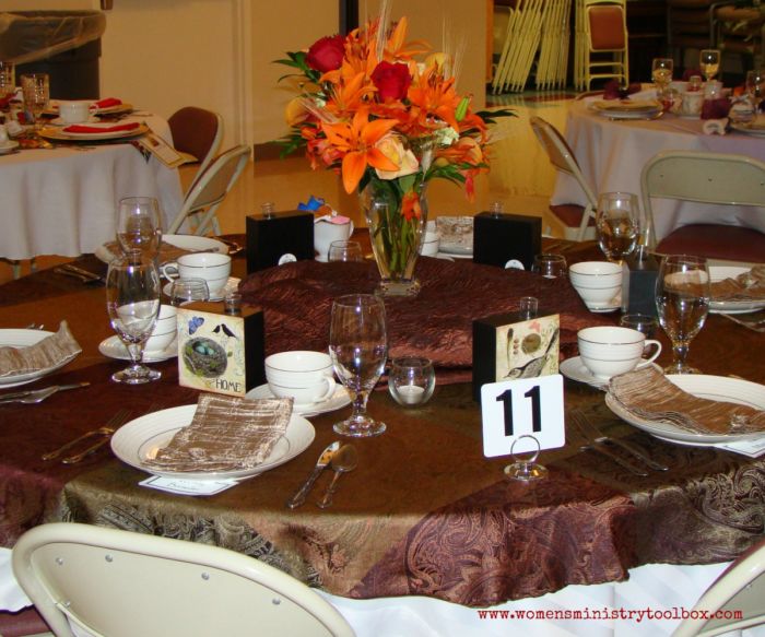 Table Decor Ideas Part 2 - Women's Ministry Toolbox